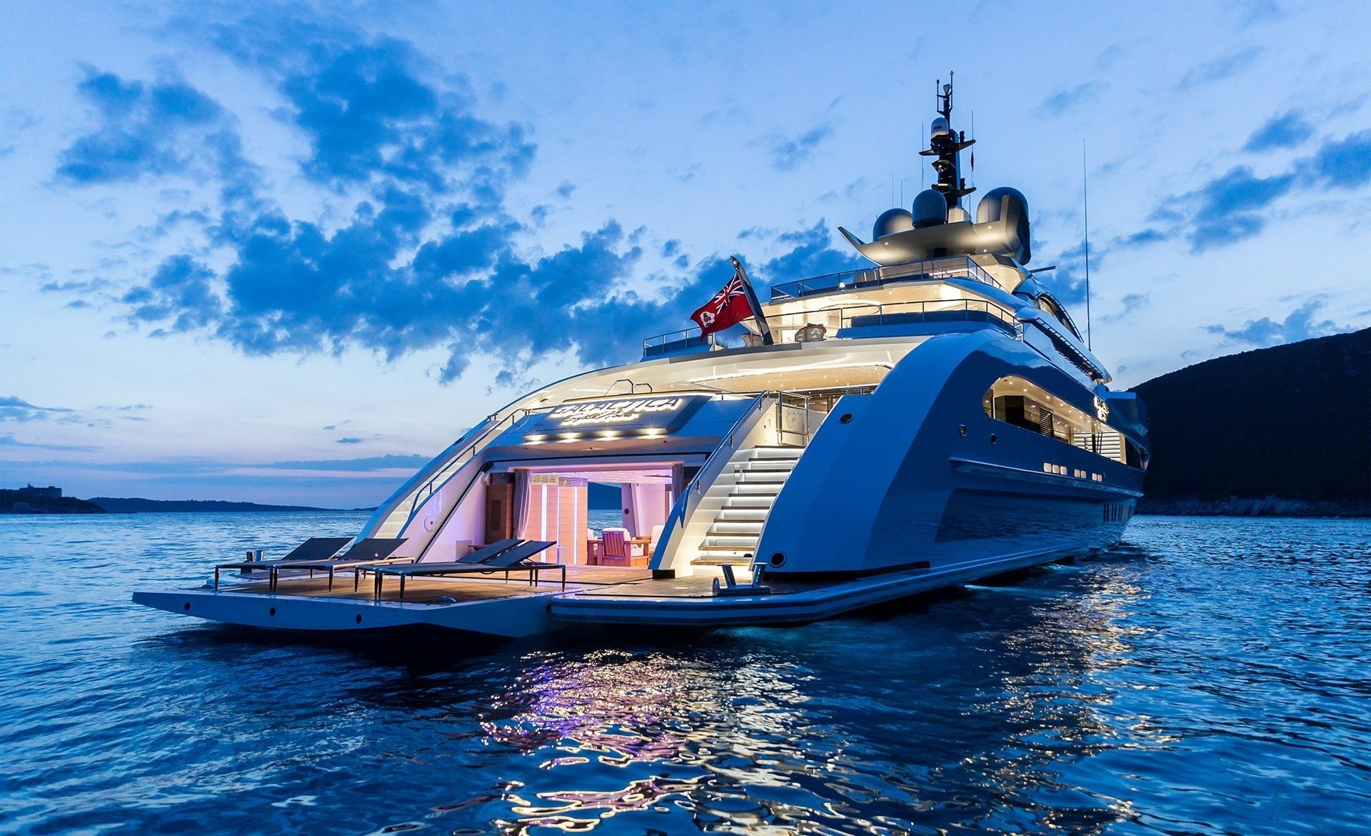 Yacht 70m Custom Superyacht, Heesen | CHARTERWORLD Luxury Superyacht ...